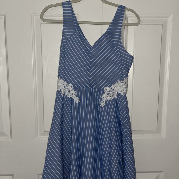 Francesca's Collections | Dresses | Francescas Blue And White Lace ...